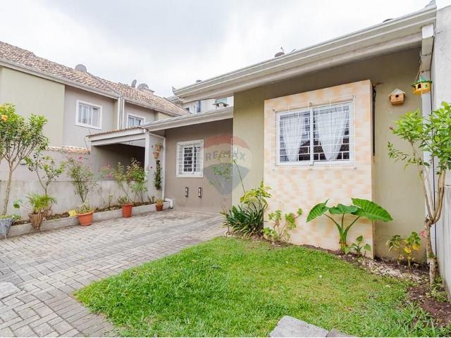 ALUGUEL CASA EM CONDOMINIO FECHADO R$ 2.200 ver detalhe do pacote na descrição Bairro Cachoeira Curitiba/PR