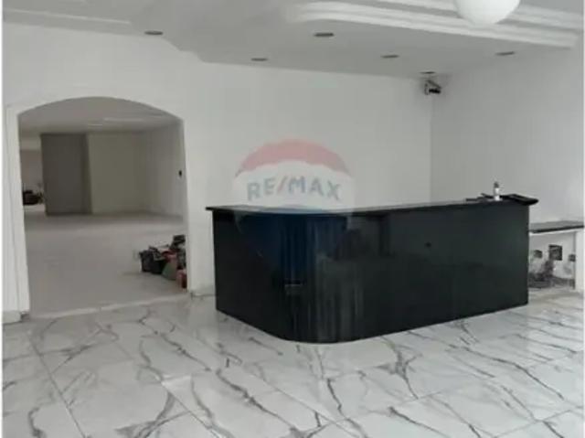 Aluguel Comercial: Espaço Ideal para seu negócio!