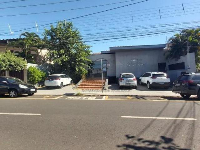 Aluguel de Casa de Alto Padrão na Vila Redentora, São José do Rio Preto SP: 10 salas, 5 banheiros, 4
