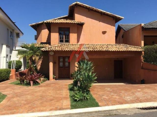 Aluguel de Casa em Condomínio de Luxo em Alphaville, Santana de Parnaíba SP: 4 Quartos, 4 Suítes, 3