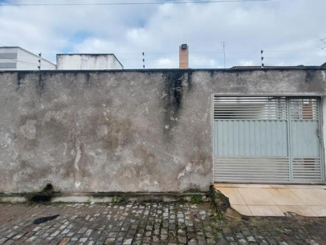 Aluguel de casa mobiliada com garagem em Feira X, Feira de Santana Ótima localização