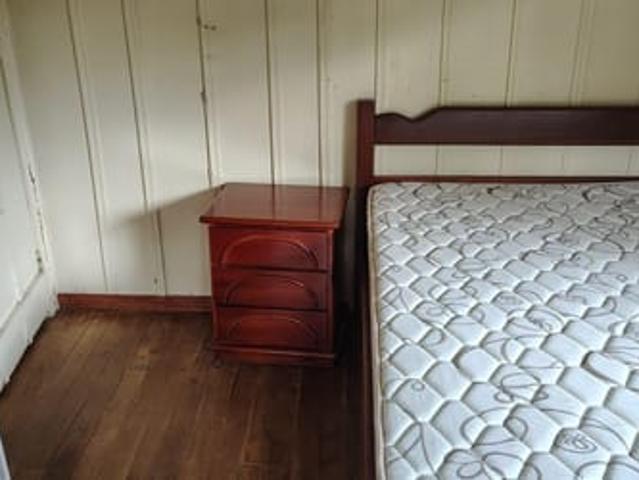 Aluguel de quarto em casa de família