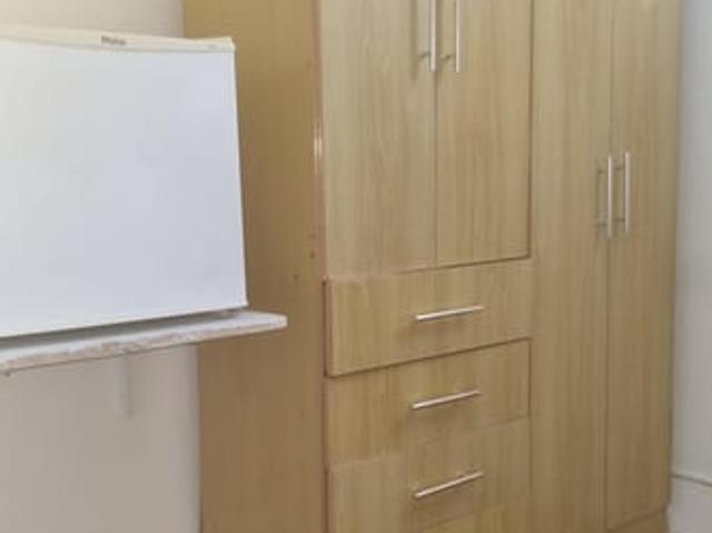 Aluguel de quarto individual mobiliado