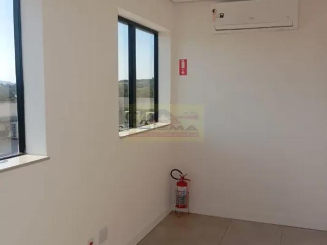 Aluguel de Sala Comercial no Bairro Pinheirinho, Itupeva SP: 3 Salas, 3 Banheiros, 41,87m² de Área