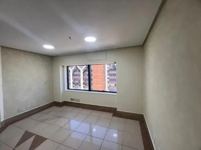 Aluguel de ótima sala comercial no setor de autarquias sul