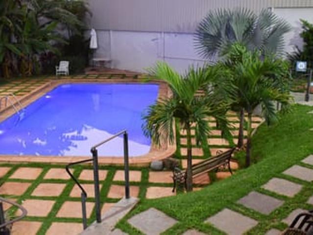 Aluguél Quartos/área nobre Mgá Pr