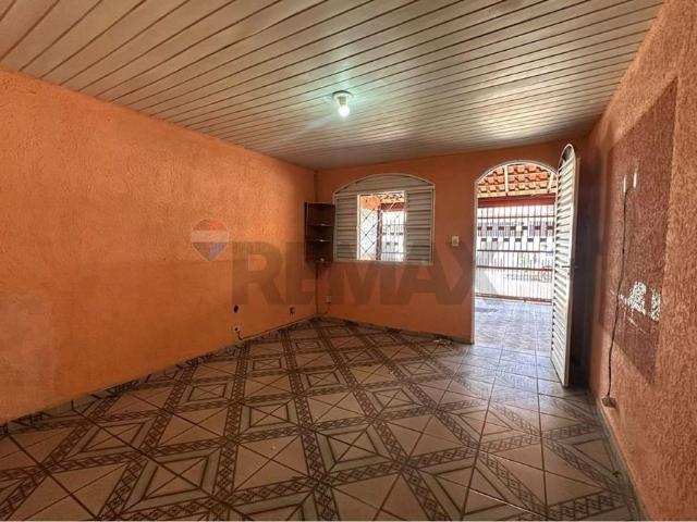 ALUGUEL SAMAMBAIA NORTE QR 122 3 QUARTOS CASA