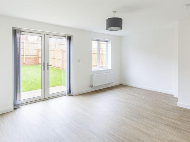 Alva Close, Corby, Weldon