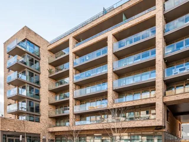 Alva East, 6 8 Hemming Street, London, E1 5BL, United Kingdom | 3 bed apartment for rent #168119132 | Rentberry