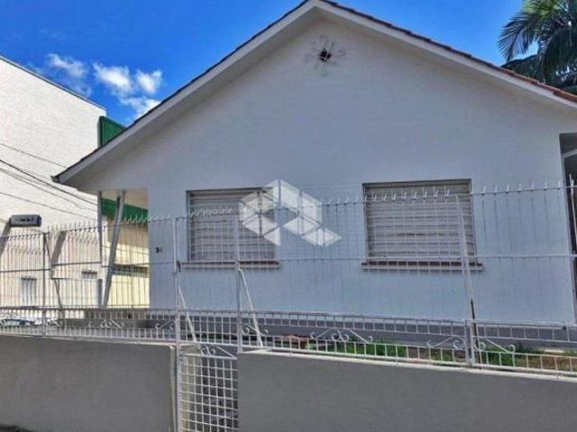 Alvenaria com 4 dormitórios a venda no bairro Ana Nery