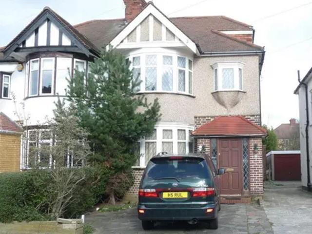 Alveston Avenue, London, HA3 8TQ, United Kingdom | 5 bed duplex for rent #119530161 | Rentberry