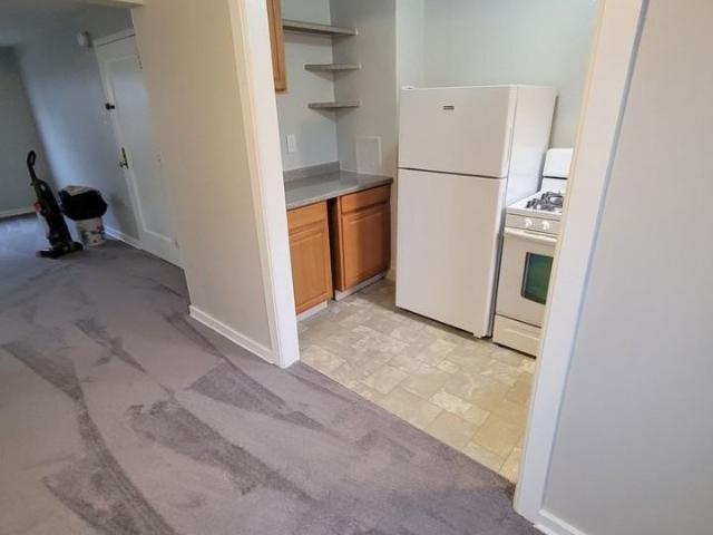 Alvern Gardens Apartments 1 Bedroom Apartment for Rent at 1000 Vermont Ave, Castle Shannon, PA 15234 Castle Shannon