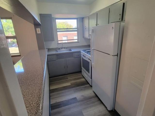 Alvern Gardens Apartments 2 Bedroom Apartment for Rent at 1000 Vermont Ave, Castle Shannon, PA 15234 Castle Shannon