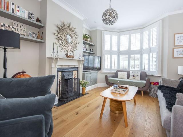 Alverstone Avenue, London SW19, 4 bed flat to rent, £13,867 pcm | PrimeLocation
