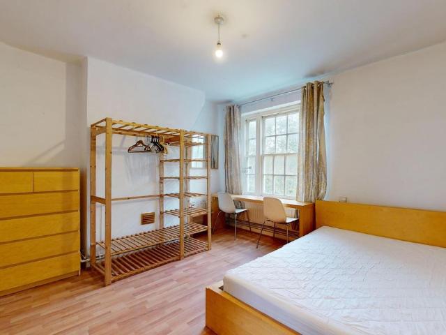 Alverstone House, Kennington Park Road, London SE11, 4 bed flat to rent, £3,245 pcm | PrimeLocation
