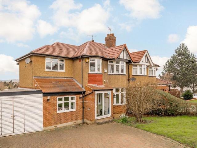 Alverstone Road, Wembley HA9 5 bed semi detached house to rent £3,950 pcm £912 pw