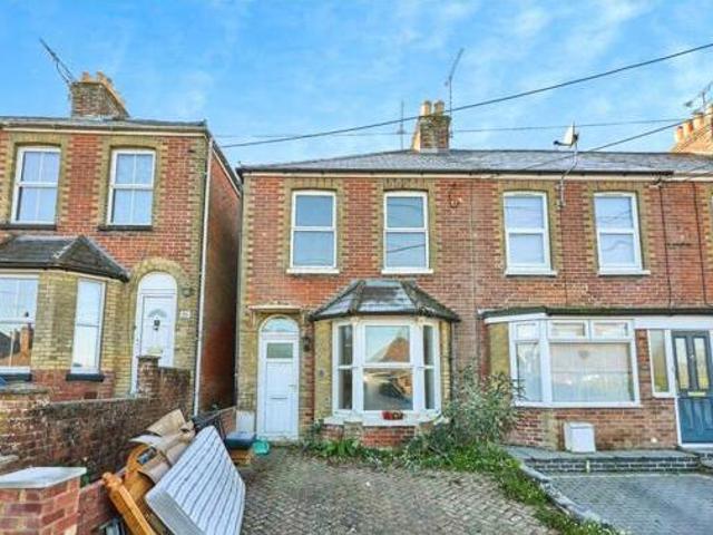 Alvington Road, Newport, 2 Bedroom End