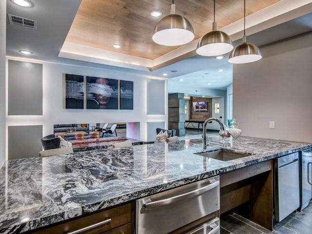 Alvista Galleria Studio Apartment for Rent at 13505 Inwood Rd, Farmers Branch, TX 75244