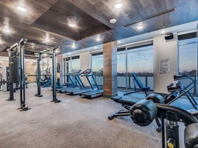 Alvista Galleria 1 Bedroom Apartment for Rent at 13505 Inwood Rd, Farmers Branch, TX 75244