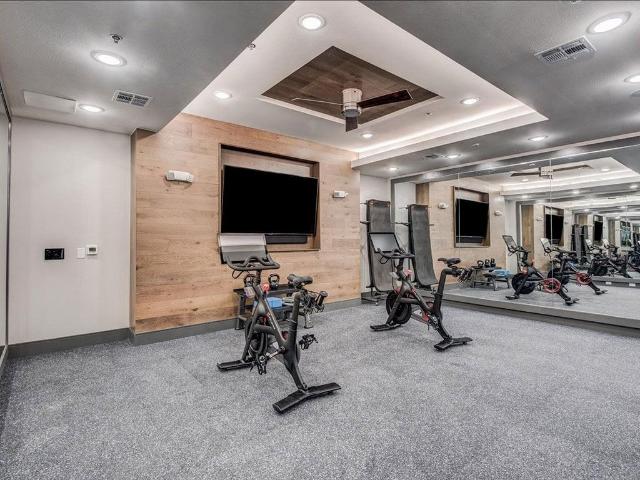 Alvista Galleria 2 Bedroom Apartment for Rent at 13505 Inwood Rd, Farmers Branch, TX 75244