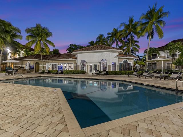 Alvista Hollywood 3 Bedroom Apartment for Rent at 812 S Park Rd, Hollywood, FL 33021 Hollywood Hills