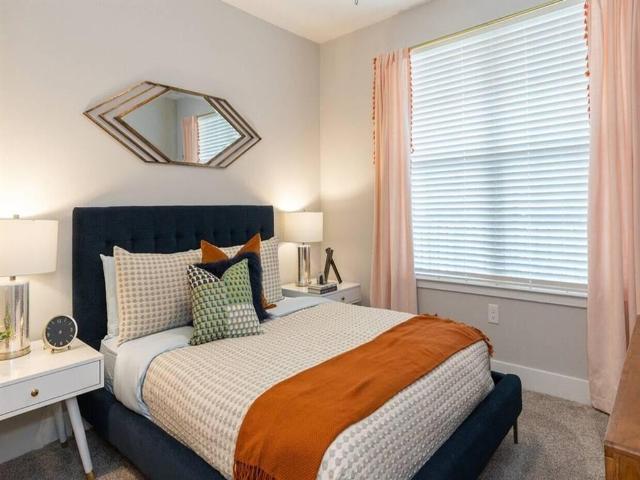 Alvista West Vue 1 Bedroom Apartment for Rent at 5915 Raleigh St, Orlando, FL 32835 Metro West