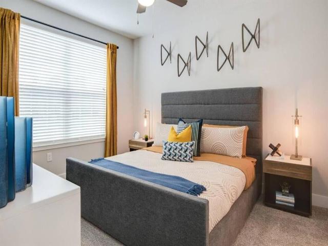Alvista West Vue 2 Bedroom Apartment for Rent at 5915 Raleigh St, Orlando, FL 32835 Metro West