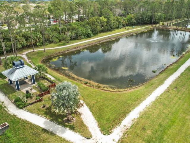 Alvista Winter Park 2 Bedroom Apartment for Rent at 3935 Sutton Place Blvd, Winter Park, FL 32792