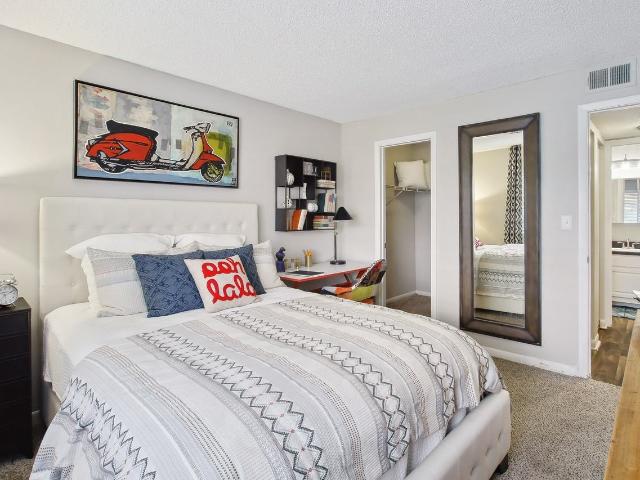 Alvista Winter Park 2 Bedroom Apartment for Rent at 3935 Sutton Place Blvd, Winter Park, FL 32792