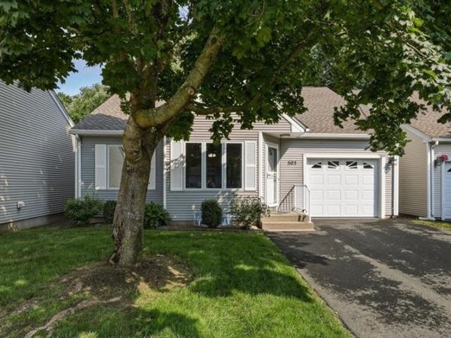 Alvord Pl Unit,south Hadley, Condo For Sale