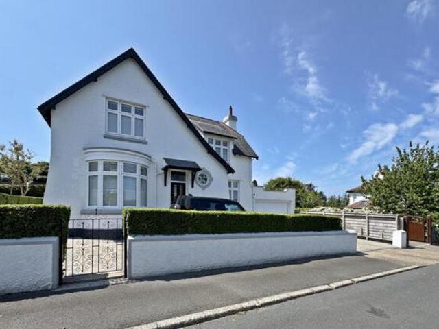Alwyn, 5 Bedroom House