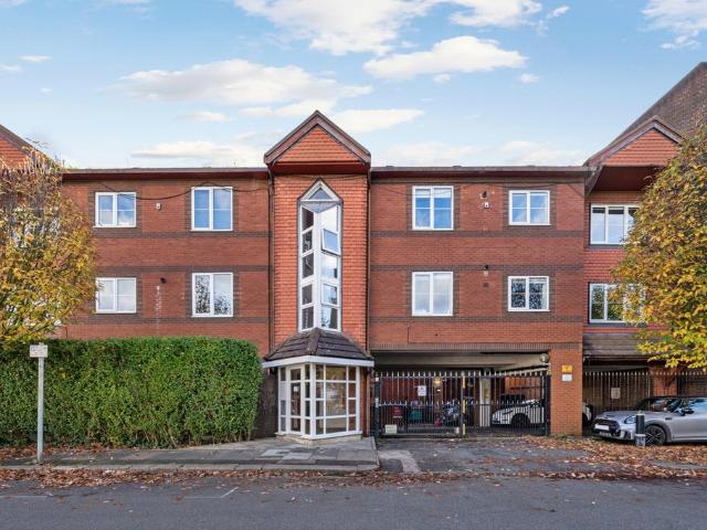 Alwyne Road, Wimbledon SW19 3 bed apartment to rent £3,500 pcm £808 pw