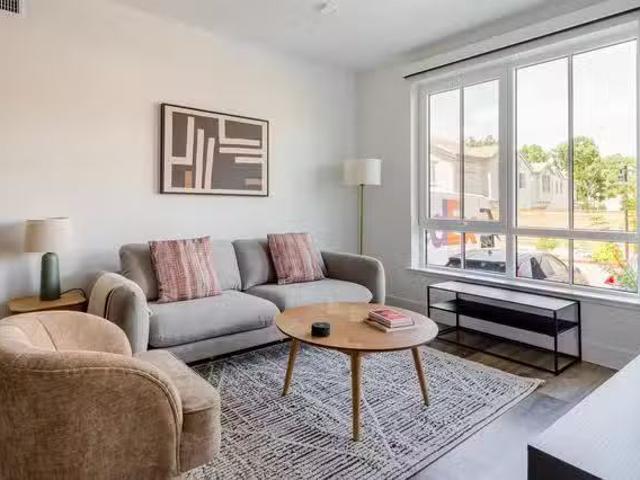 Alwell Apartments, 85 Cleaveland Rd, Pleasant Hill 2 Bedroo.