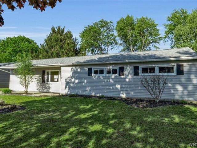 Alys Dr E, Depew, Home For Sale