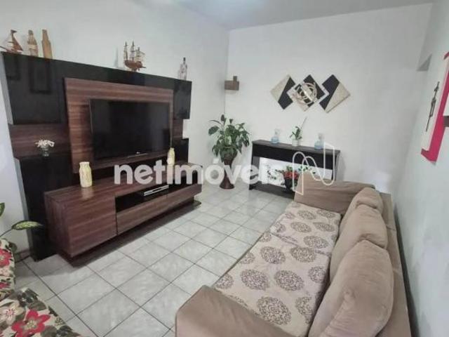 [AM] Casa Moderna na QE 28: Suíte, 120 m² e Vaga para 3 Carros – Guará II