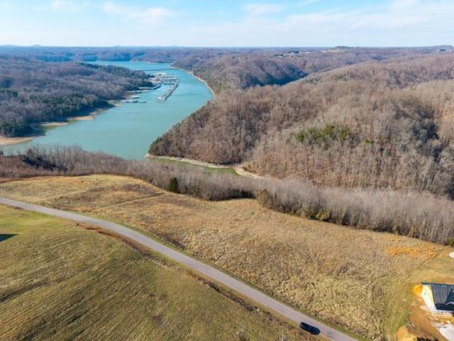 Amonett Cir, Byrdstown, TN 38549