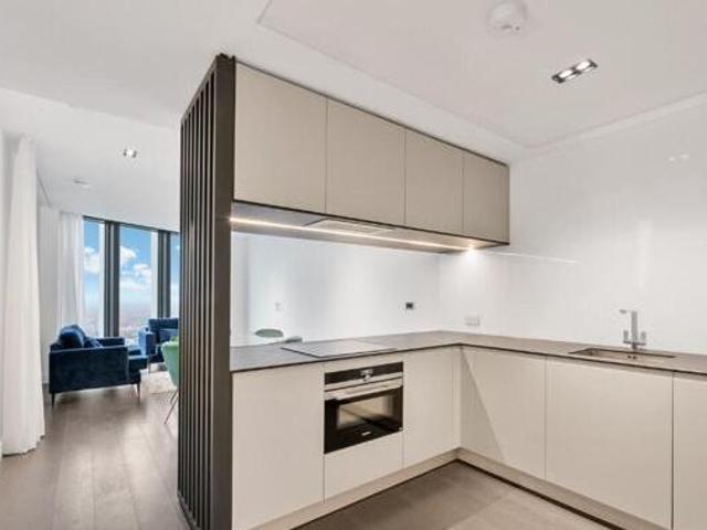 Amory Tower, Marsh Wall, 2 Bedroom Flat