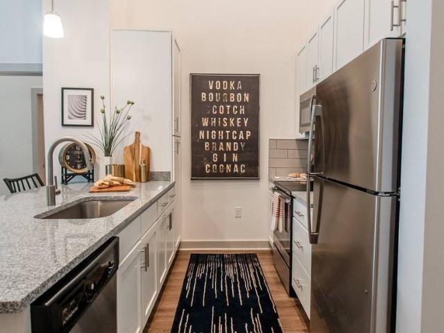 Amaze at NoDa Studio Apartment for Rent at 3750 Philemon Ave, Charlotte, NC 28206 Sugaw Creek
