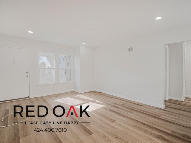 Amazing One Bedroom with Classic Charm and Included Parking ~ Near Historic West Adams!
