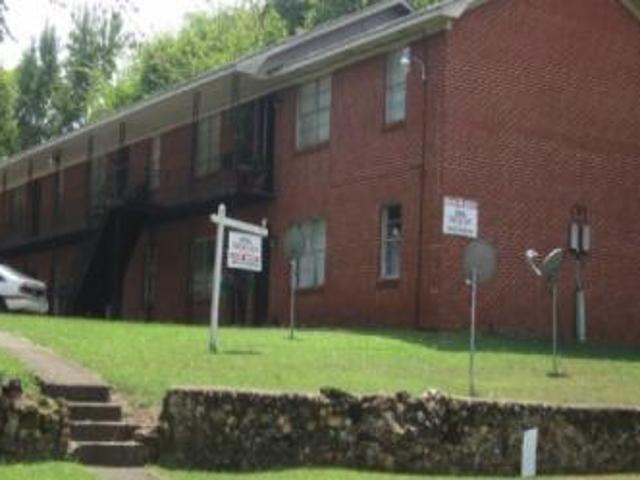 AMAZING APTS! CLOSE TO PARK