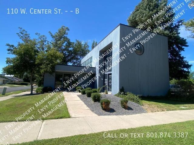 Amazing Commercial Space For Rent, Convenient Location in Desirable Bountiful! Available on June 10th!