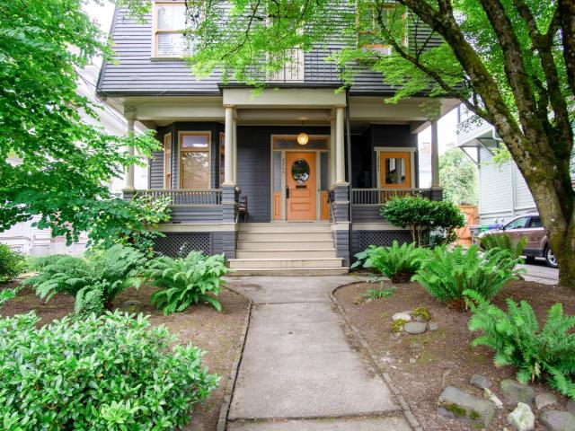 Amazing Find! Spacious Daylight Basement