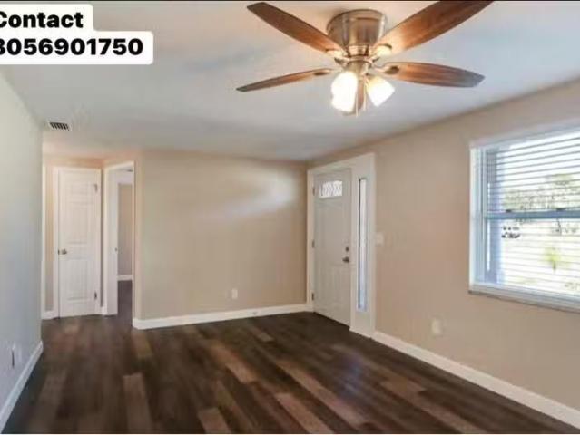 AMAZING HOME FOR SINGLE FAMILY 3541 Oakhurst Dr #A