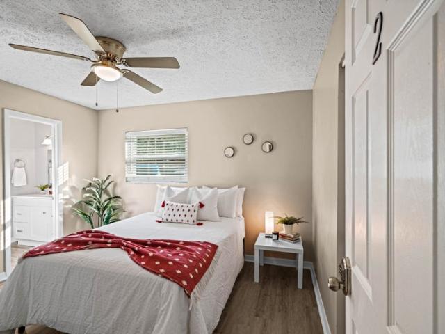 Amazing House That You Cannot Miss Out On! Comfy B