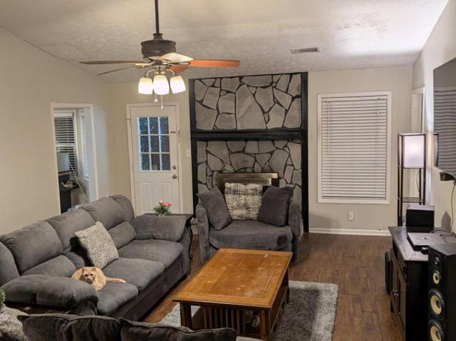 Amazing Lawrenceville Home in a quiet neighborhood