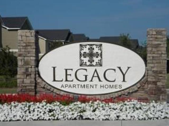 AMAZING LOCATION AND MOVE IN PRICES BRUNSWICK GA