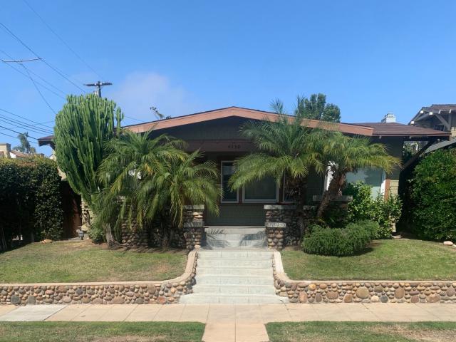 Amazing Pet Friendly Home in Mission Hills