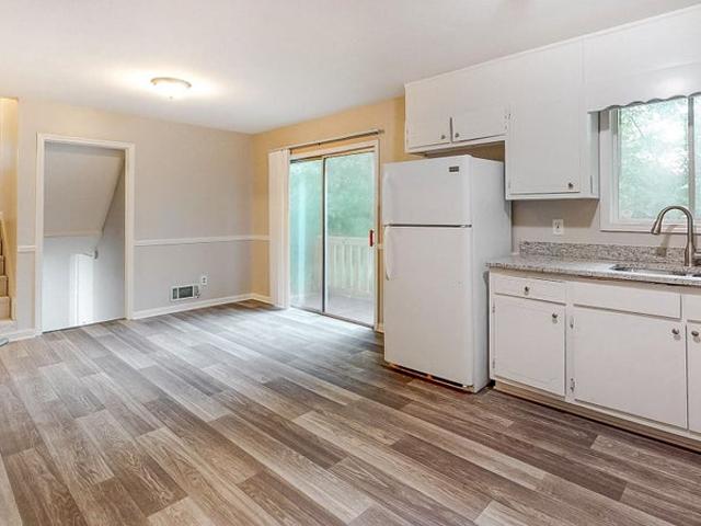 Amazing property! Under NEW ownership! Great Loca