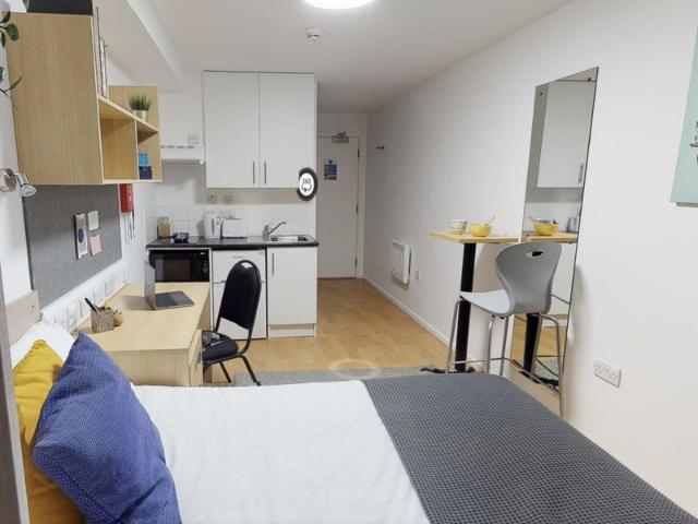 ⭐️Amazing Student Studio Room 13 July to 29 August