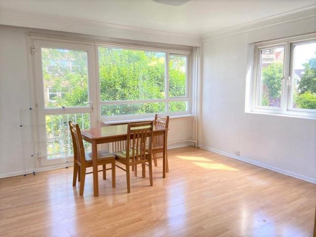 Amazing Three Bed Flat in Hammersmith. Bills Incl